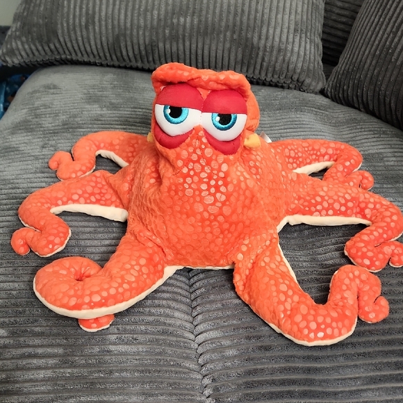 Disney | Toys | Disney Store Hank Plush From Finding Nemo | Poshmark